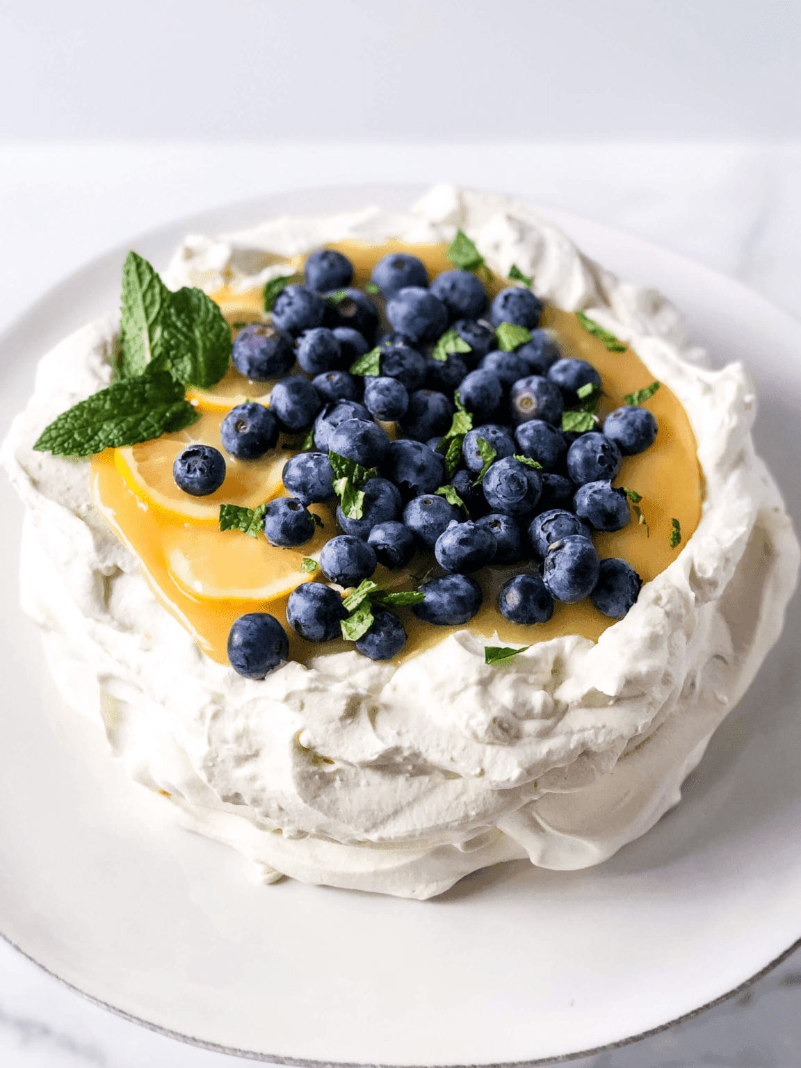 🍓 Mary Berry's Pavlova: Creative Toppings To Take It Beyond Berries 🍓